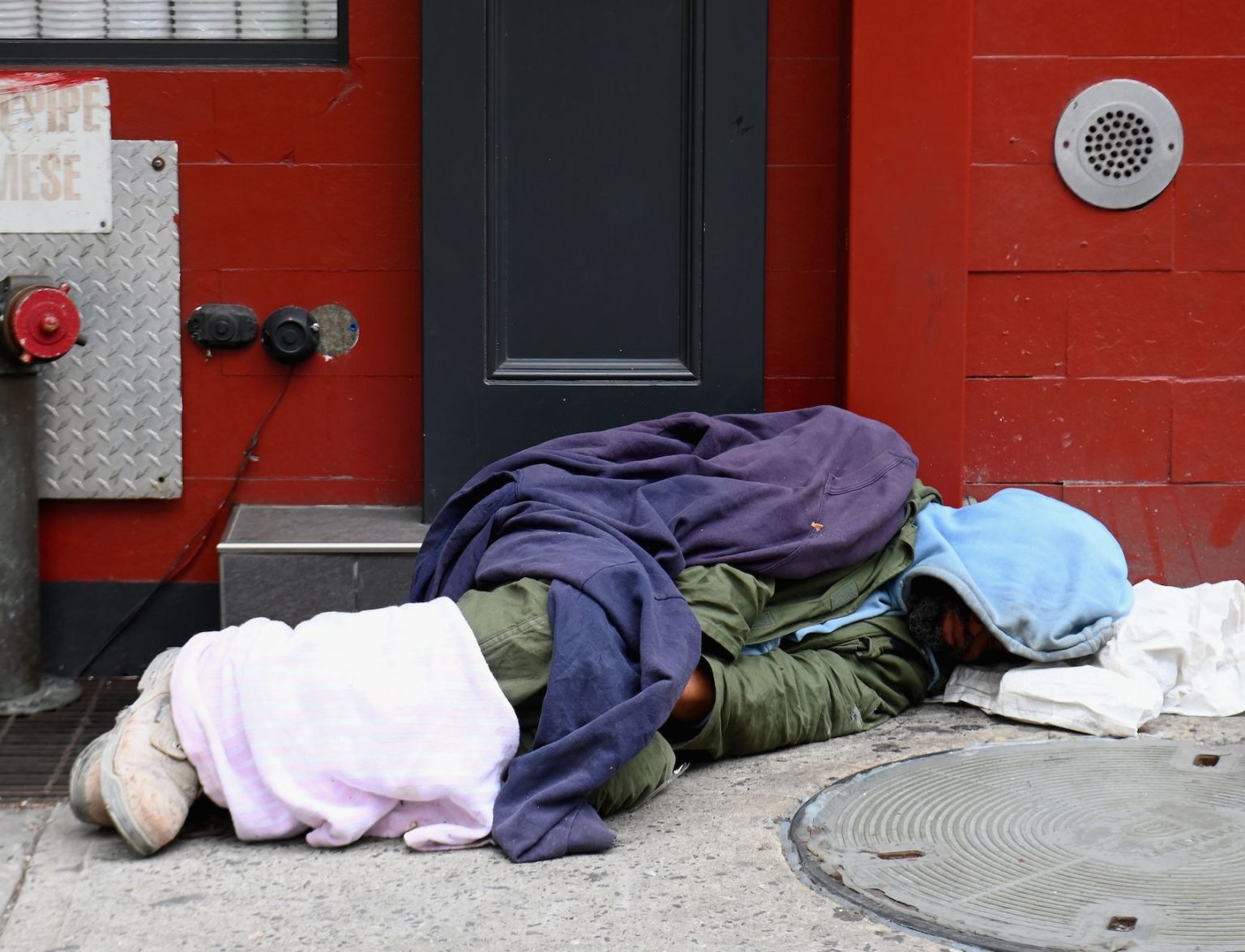 COVID-19 Hit New York City Homeless Shelters Hard, But Some Are Forced ...